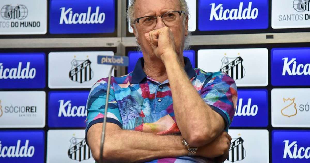 Paulo Roberto Falcão assume o Santos interinamente