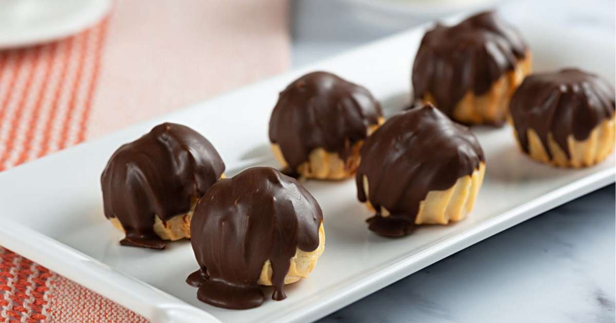 Carolina recheada com doce de leite: aprenda a receita de padaria