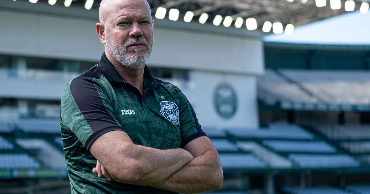 Zago insiste na chegada de reforços e fala de atuação fraca do Coritiba ...
