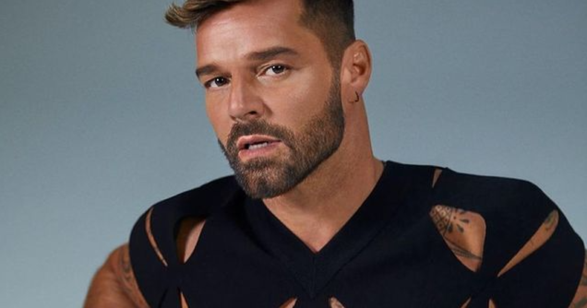 Homem faz 30 cirurgias plásticas para se parecer com Ricky Martin; veja ...
