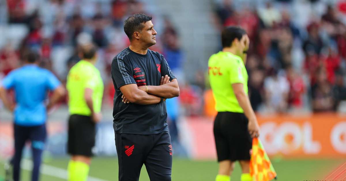 Wesley Carvalho elogia recuperação do Athletico e afirma: 'Dava para ...