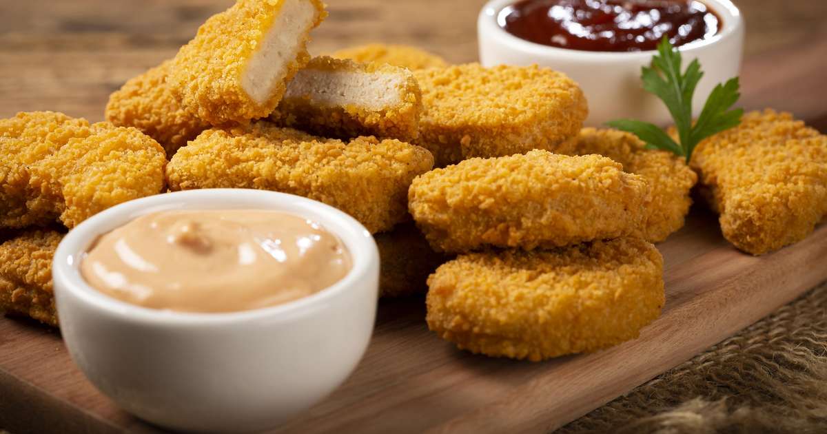 Como é feito o nuggets e o que realmente há dentro dele?