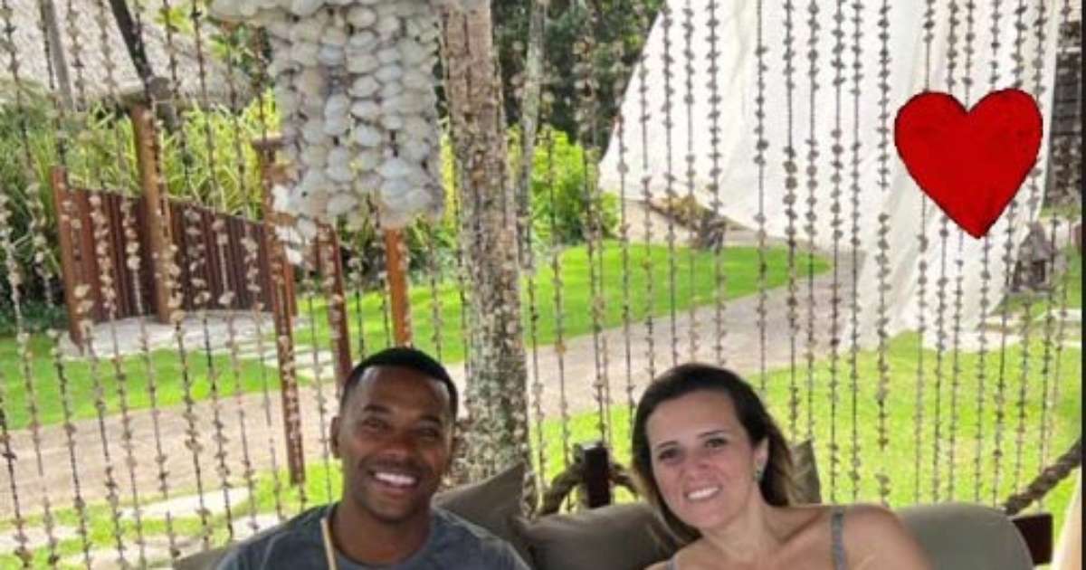 Condenado por estupro, Robinho posta foto com a esposa e usa provérbio ...