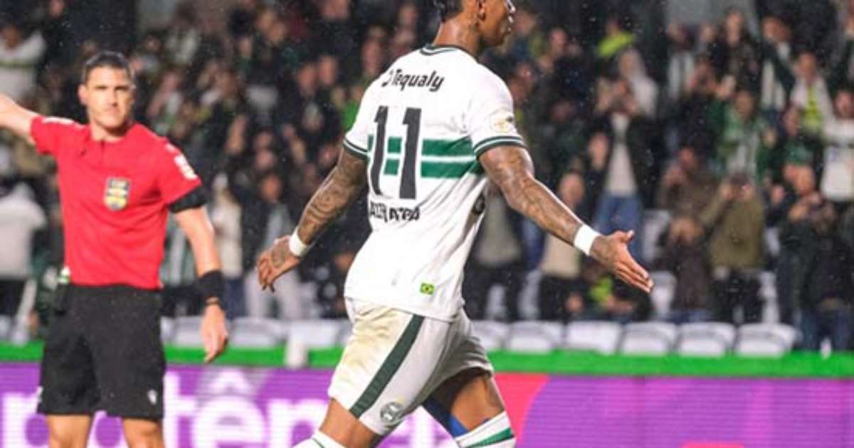 Coritiba vence América-MG e deixa o último lugar para o rival
