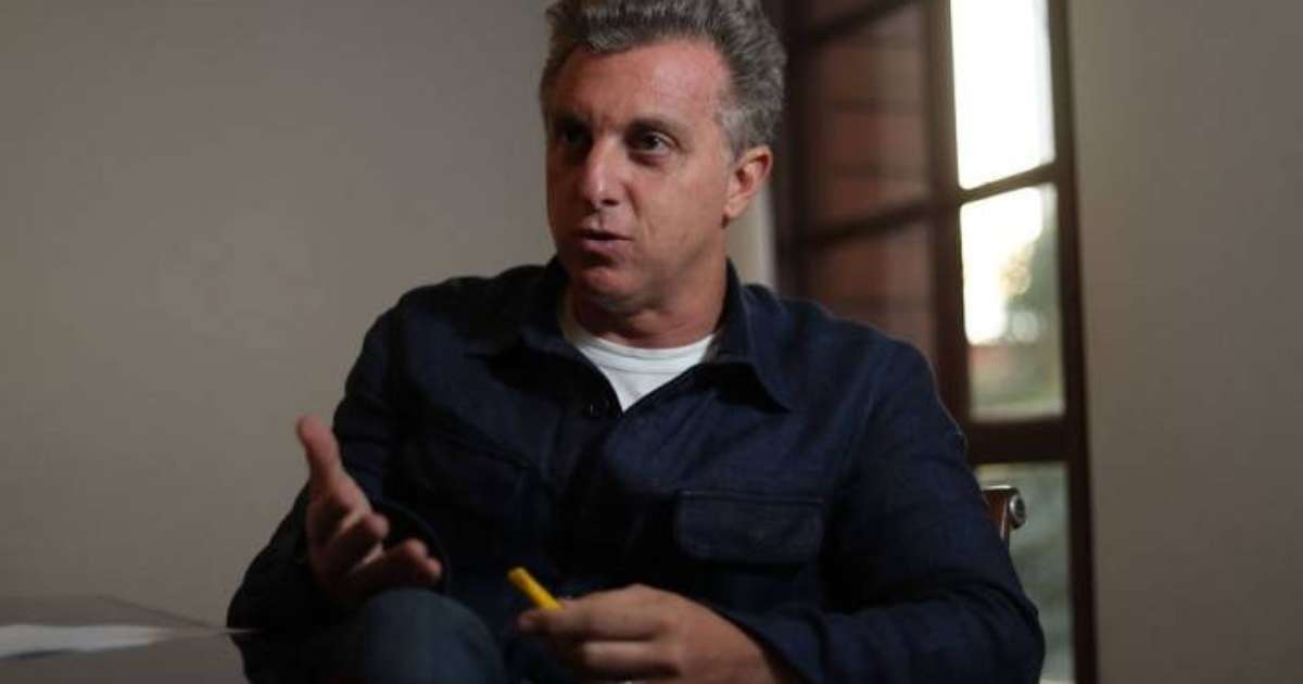 Luciano Huck brinca com garoto que 'pintou' Fusca da família: 'Vou ...