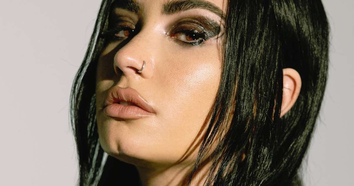 Demi Lovato revela efeitos da overdose: "Deficiência visual e auditiva ...