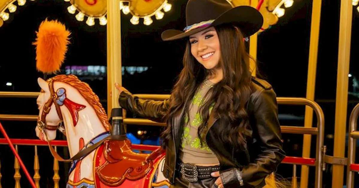 Revelação do sertanejo, Fiorella lança o inédito clipe de 'Carrossel'