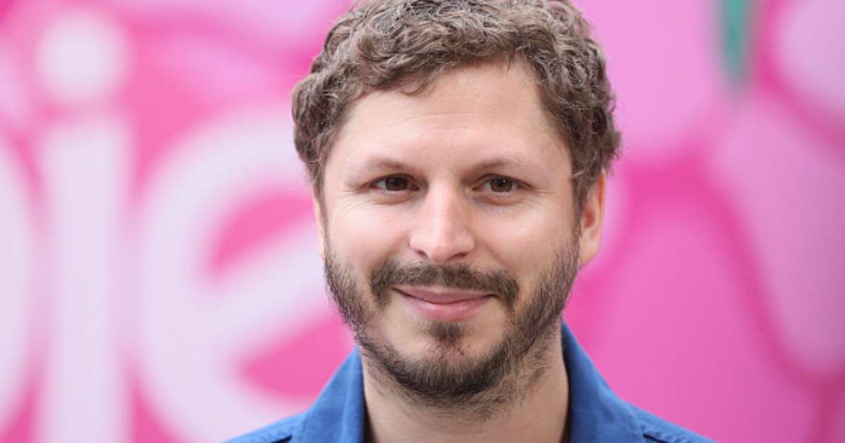 Michael Cera fala sobre lado negativo da fama na juventude: "Não sabia ...