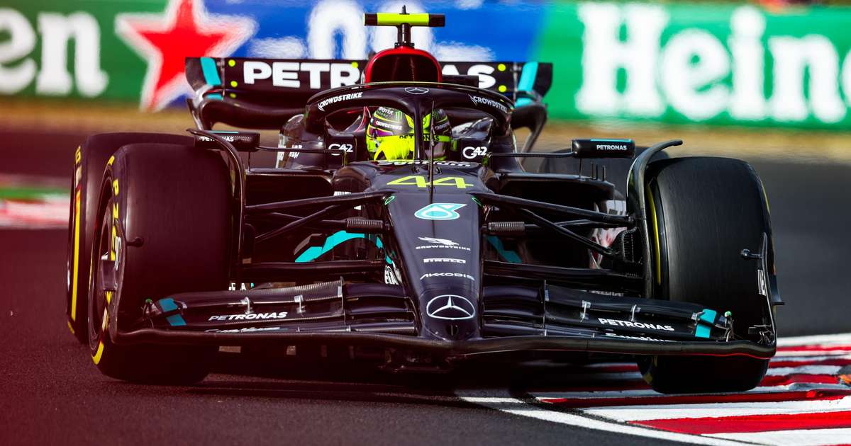 Lewis Hamilton volta a ser pole na Fórmula 1