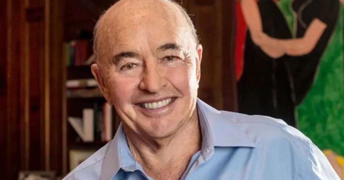 Acusado de tráfico de informações, dono do Tottenham se entrega às ...