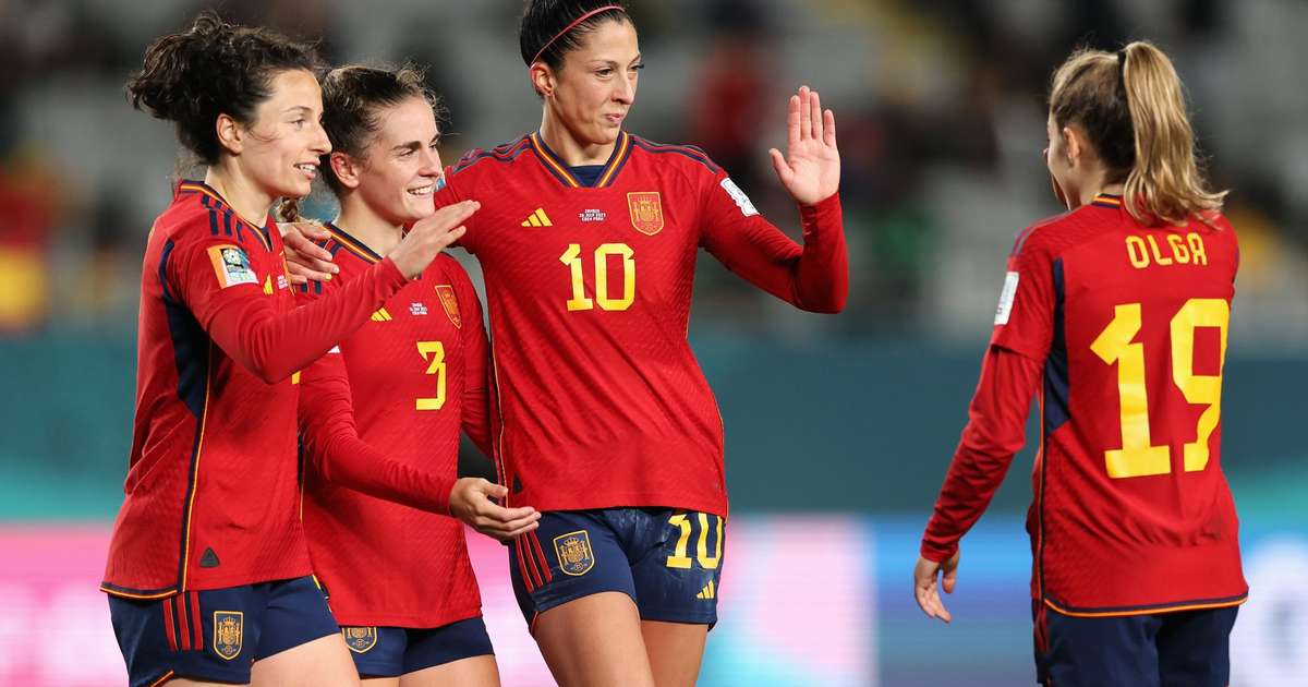 Espanha goleia Zâmbia e avança às oitavas de final da Copa do Mundo