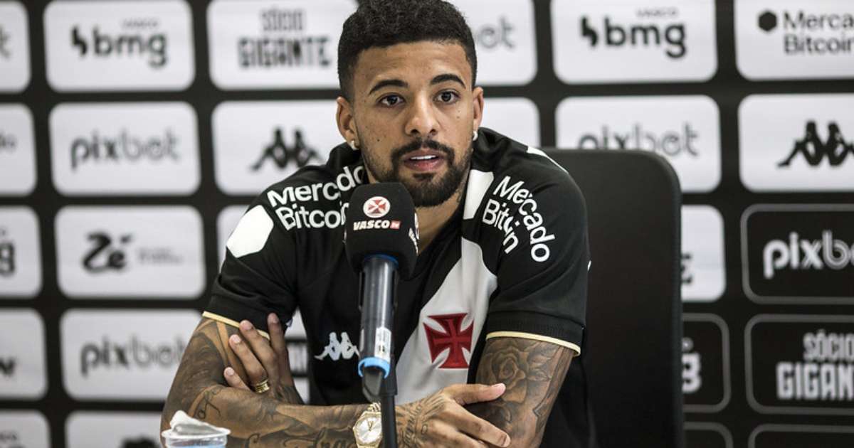 Paulinho leva família à apresentação e se declara ao Vasco: 'Alegria ...