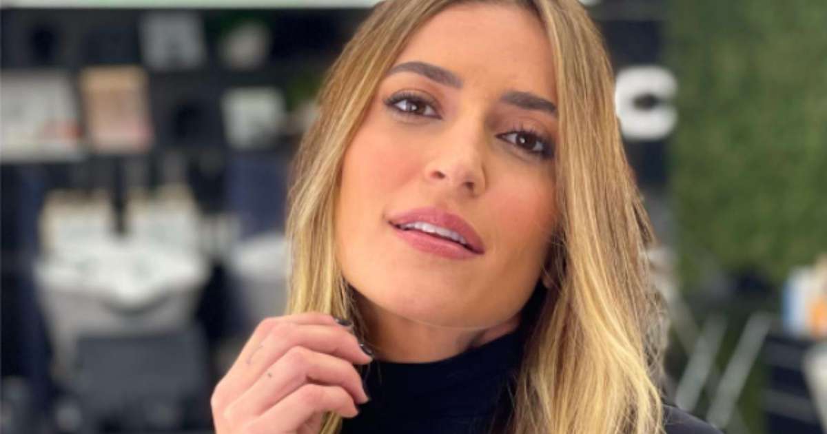 Maria Joana quebra a web ao exibir tatuagem íntima em praia paradisíaca