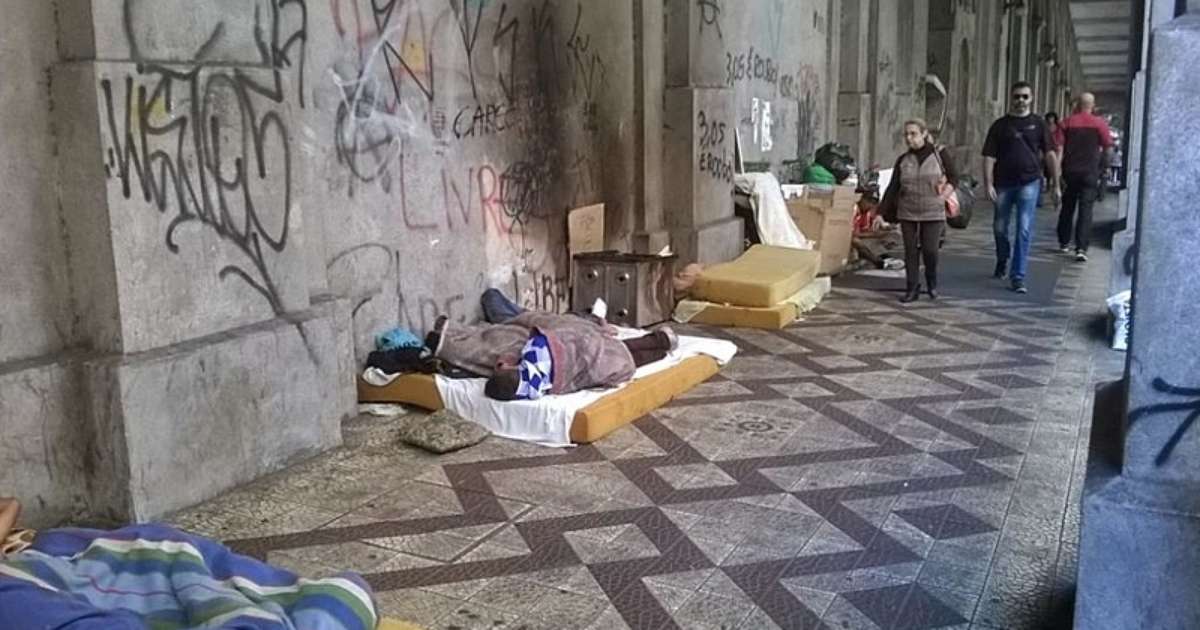 Porto Alegre tem mais de 5 mil pessoas morando na rua