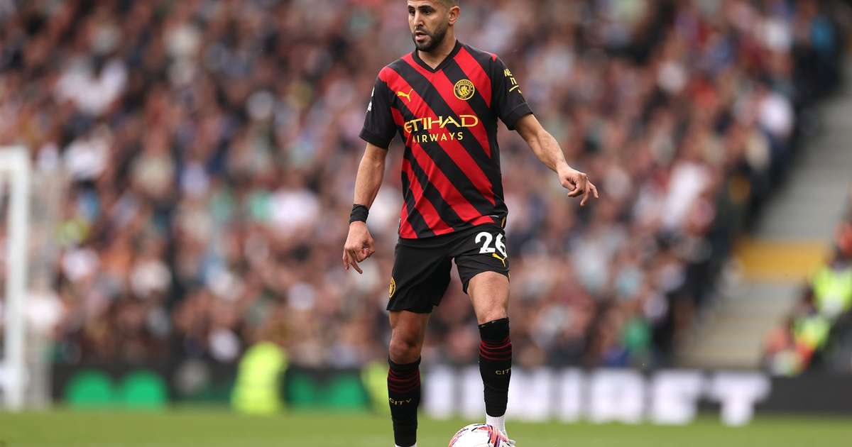 Riyad Mahrez é oficializado como novo reforço do Al-Ahli