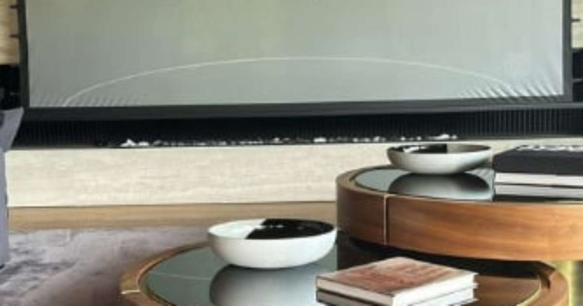 Ainda na Colômbia, James Rodríguez posta foto acompanhando jogo do São ...