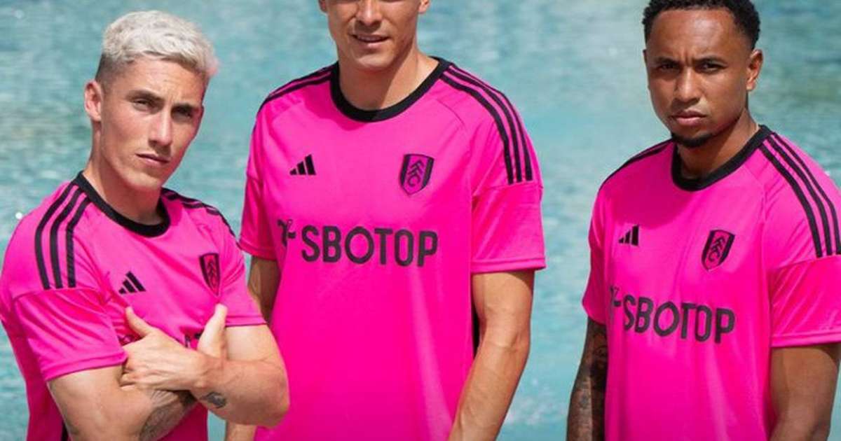 Barbie: Fulham lança camisa rosa e torcedores sugerem homenagem a ...
