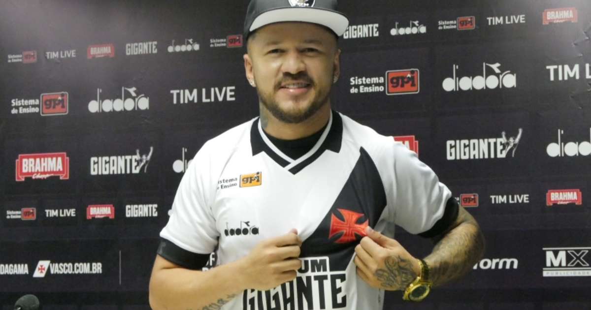 Rossi retorna ao Vasco após três anos