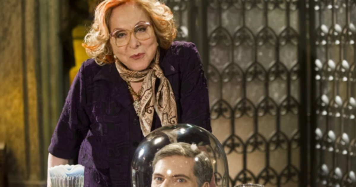 Cabelo laranja: Aracy Balabanian se inspirou em estilista inglesa para mudar visual