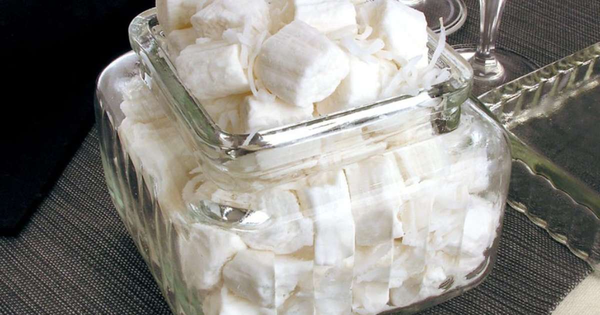 Bala de coco: faça e saboreie em casa esse doce clássico