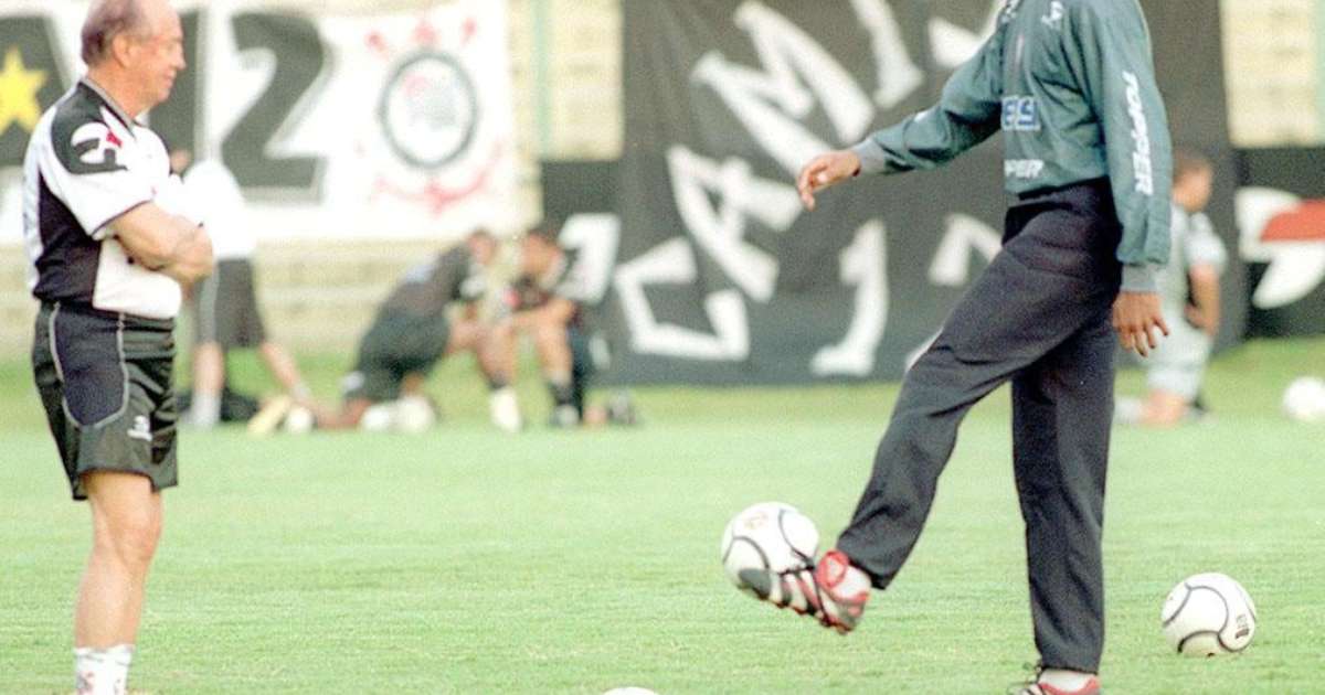 Estreia de Dida pelo Corinthians completa 24 anos; relembre momento