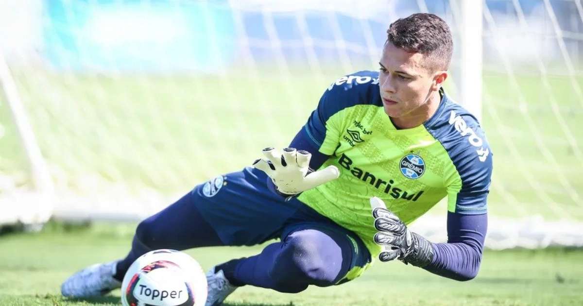 Grêmio confirma empréstimo do goleiro Brenno ao Bari, da Itália Grêmio confirma empréstimo do goleiro Brenno ao Bari, da Itália