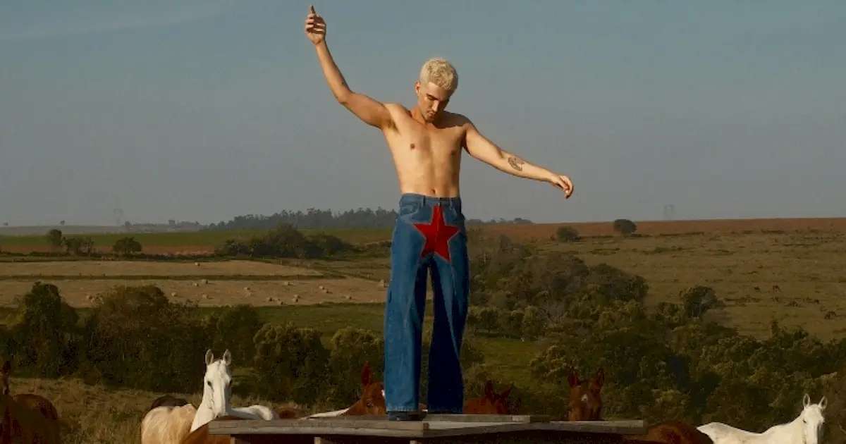 Jão: confira a capa e tracklist do álbum 'Super' que chega nesta semana