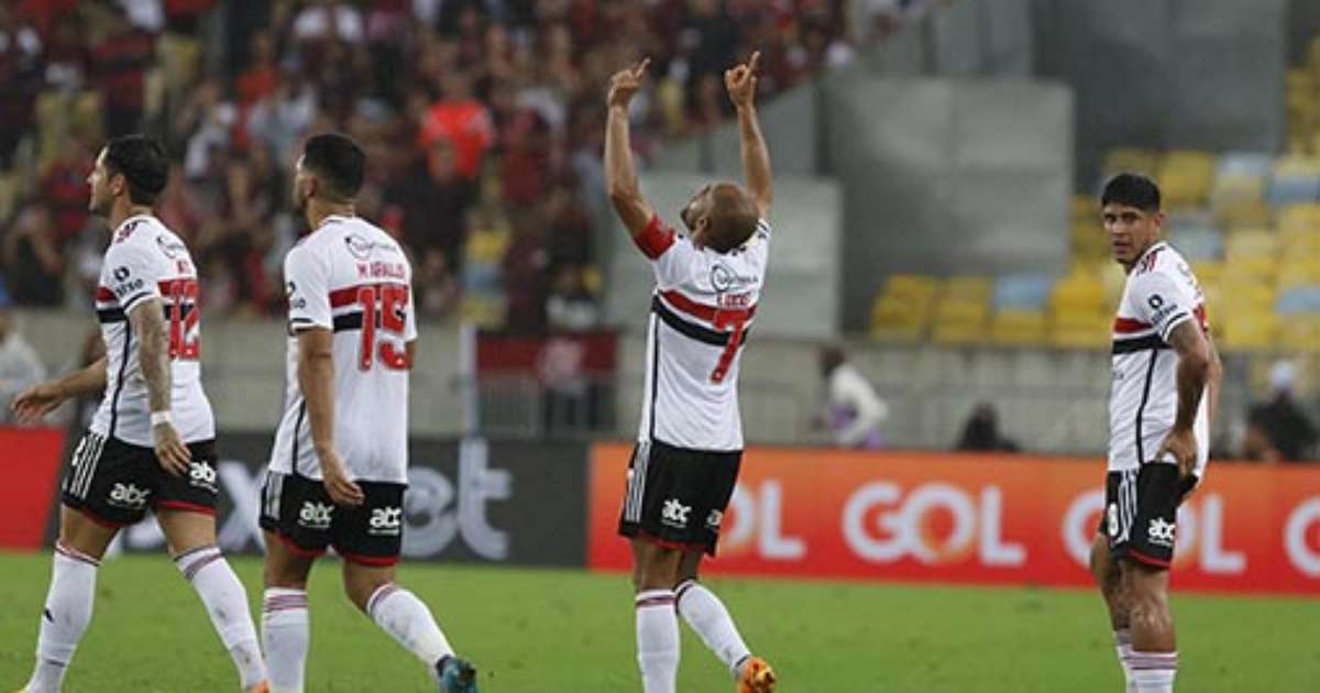 São Paulo x Corinthians: onde assistir, escalações e arbitragem