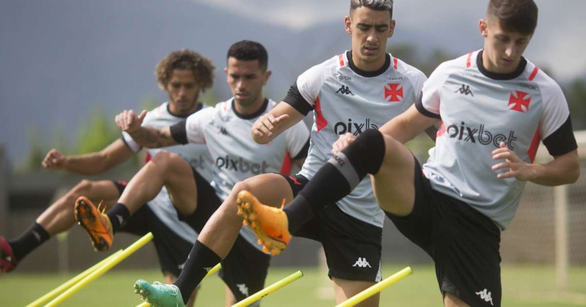 Com reforços, Vasco bate recorde de gringos, incha e 'envelhece' elenco