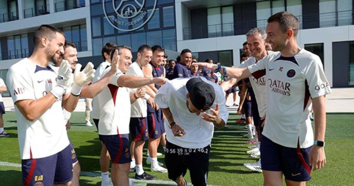 Neymar vai ao CT e se despede do PSG antes de ir para o Al-Hilal