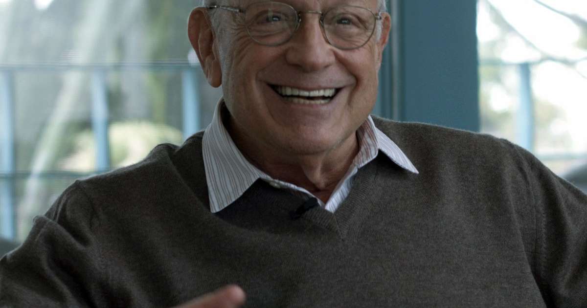 David Jacobs, criador de "Dallas", morre aos 84 anos