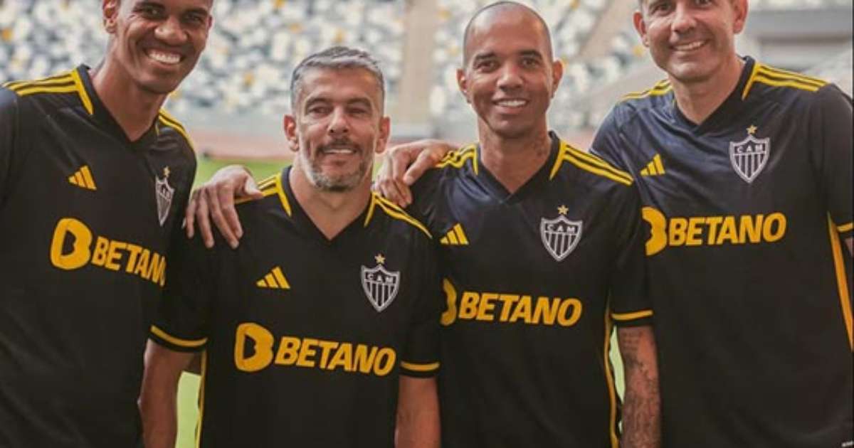 Próximo da estreia da Arena MRV, Atlético lança novo uniforme para 2023
