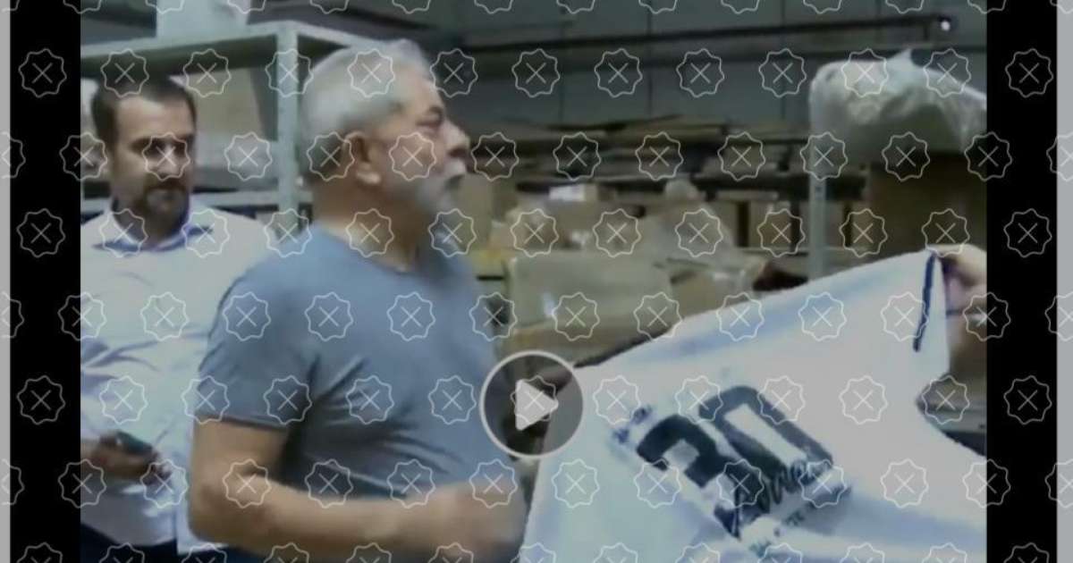 É falso que Lula deixou de devolver 11 contêineres de objetos à União
