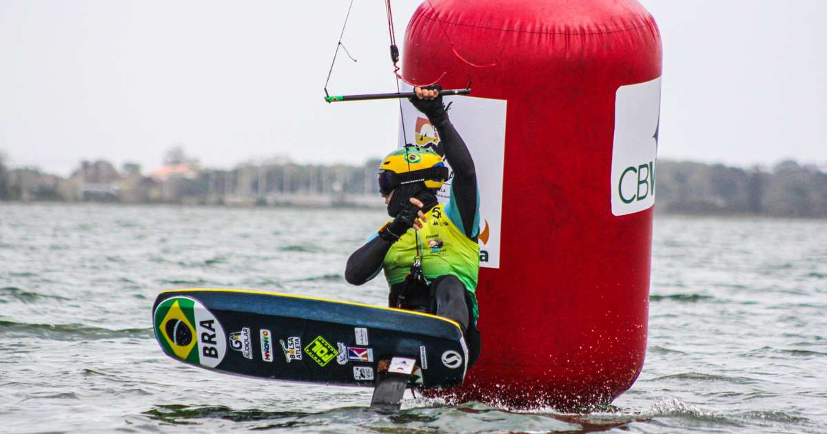 Bruno Lobo lidera primeiro dia da Copa Internacional de Kitesurf Araruama