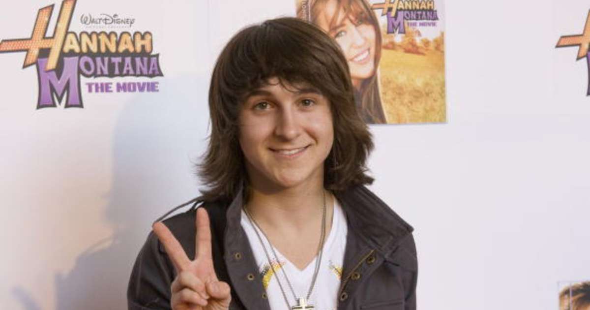 Mitchel Musso, ex-astro de "Hannah Montana", é preso nos EUA