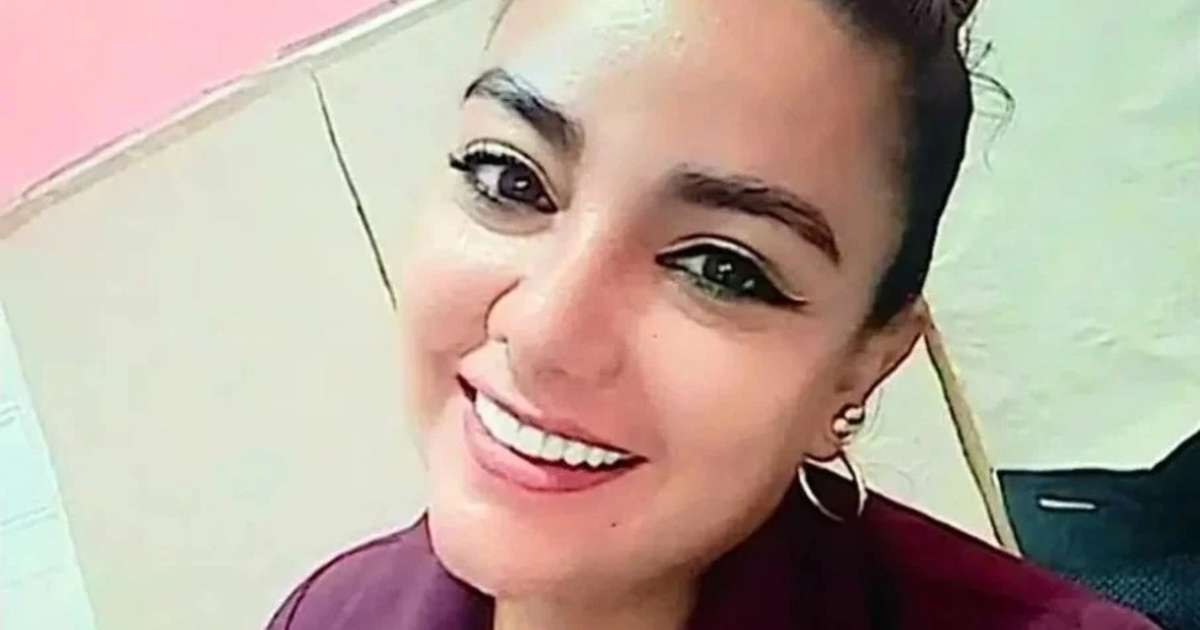 Cantora famosa morre aos 38 anos durante procedimento de lipoaspiração
