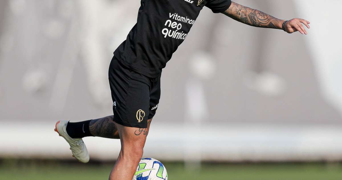 Maycon fala em "dar resposta no Brasileiro" antes de clássico entre ...