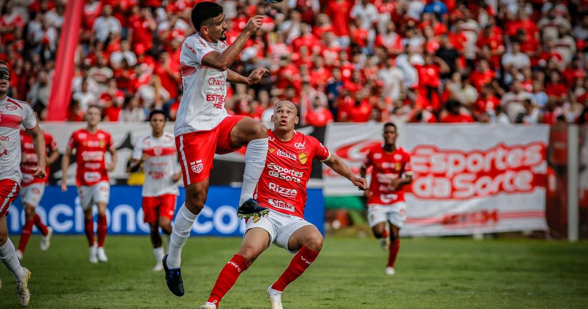 Bruno Costa marca no fim, e CRB derrota Vila Nova fora de casa pela Série B
