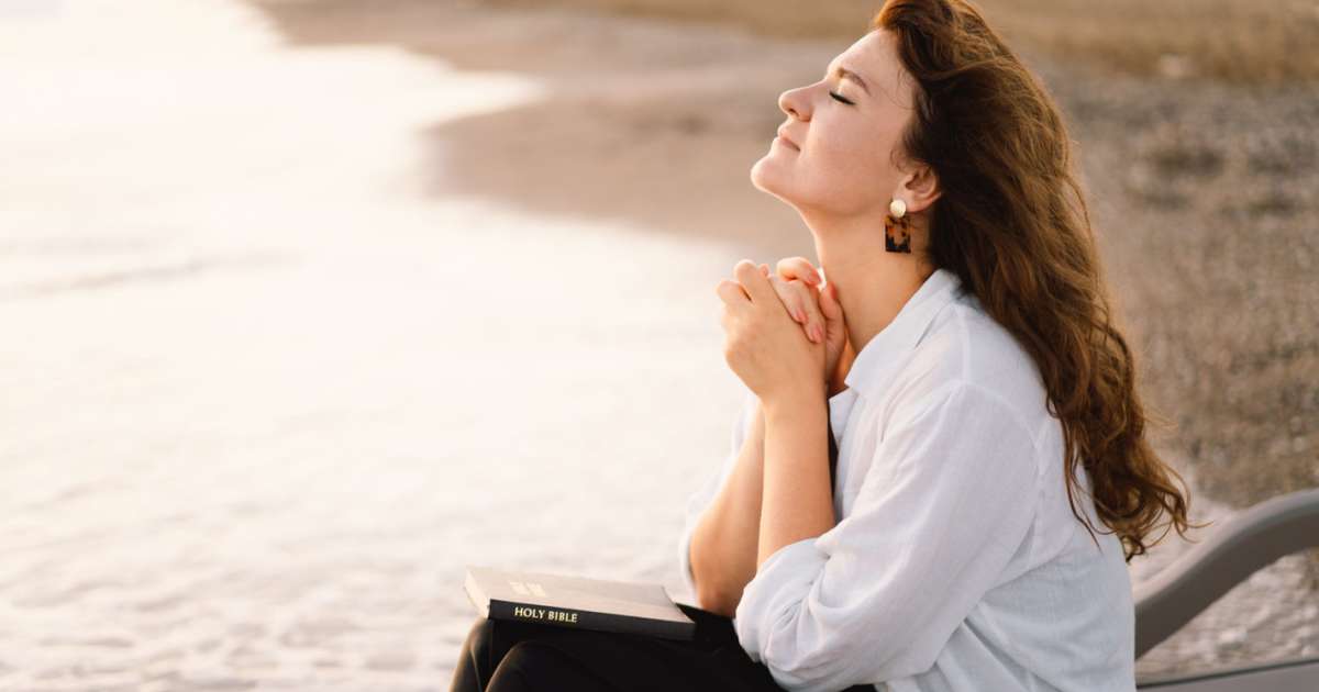 4 orações poderosas para atrair paz e amor em Setembro