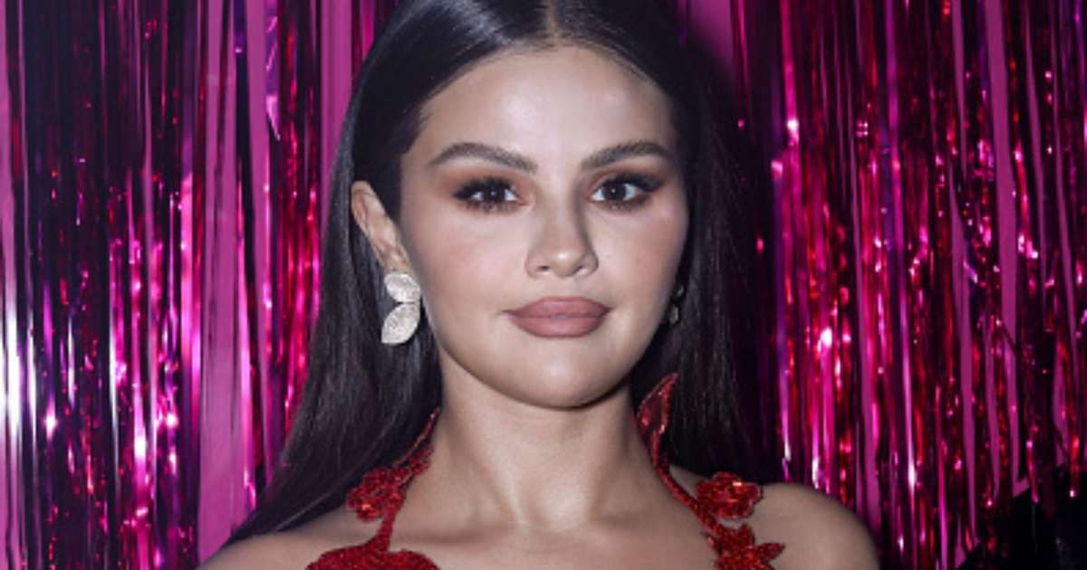 Selena Gomez se irrita após virar meme no VMA: "Nunca mais"