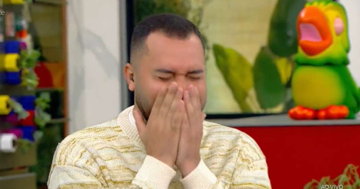 Gil do Vigor fica constrangido com pergunta íntima; assista
