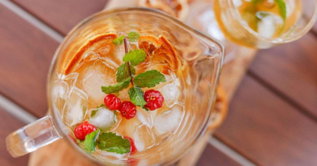 Drinks com frutas: 8 opções refrescantes para curtir o calor