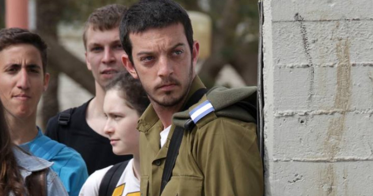 Ator israelense foi sequestrado pelo Hamas, diz site americano