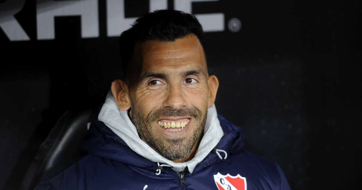 Carlos Tevez sofre traumatismo craniano após acidente doméstico, diz jornal