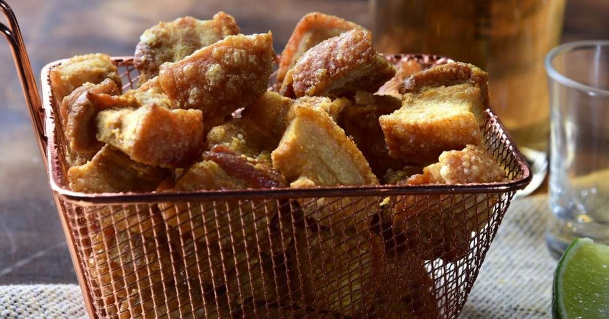 Torresmo à pururuca: faça o petisco mais amado pelos brasileiros