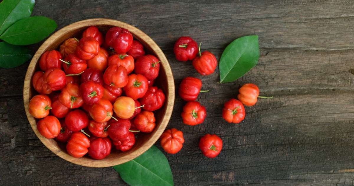 Acerola: conheça os benefícios da fruta para a saúde