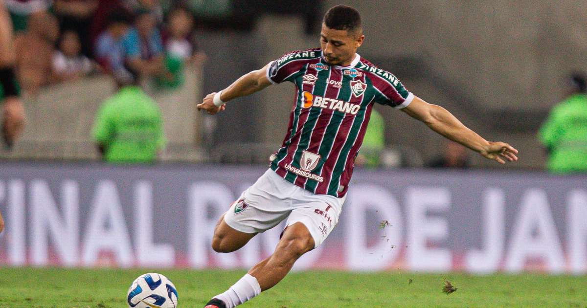 André, do Fluminense, é advertido pela Conmebol antes da final da ...