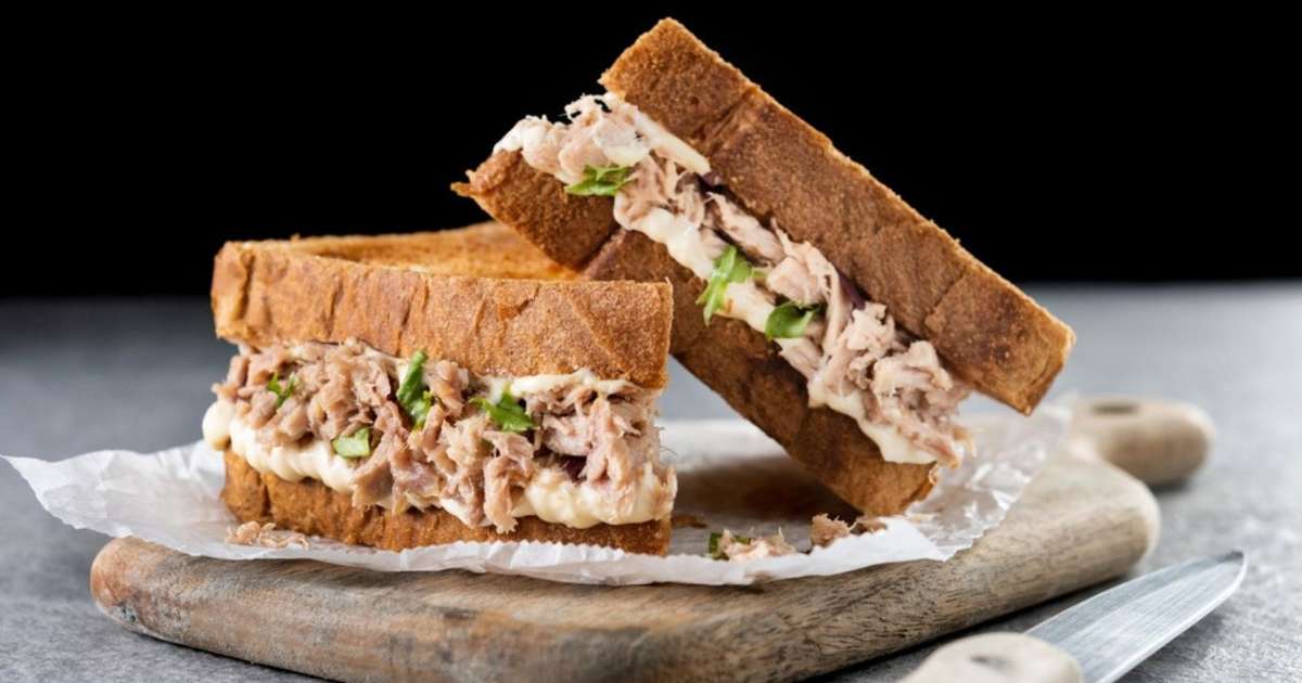 Sanduíche de atum: uma opção deliciosa e saudável para saborear