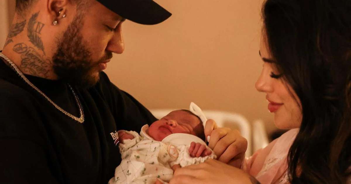 Bruna Biancardi exibe vídeo fofo com detalhes do rostinho de Mavie