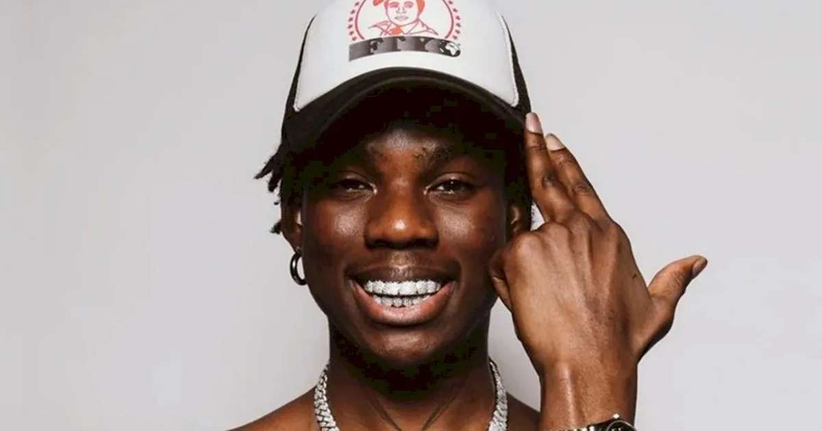 Rema inicia nova fase na carreira com o inédito EP 'Ravage'